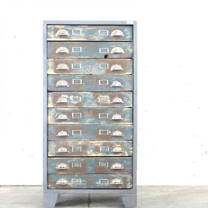 Spind Metallschrank Art Deco - vintage Spinde für Eure Räume